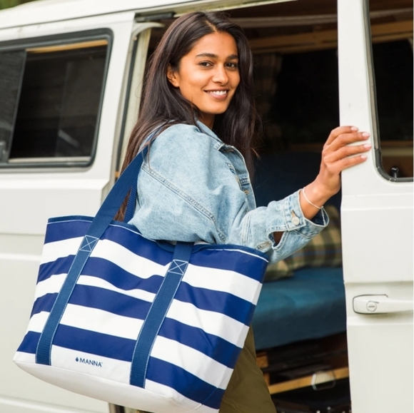 Manna Hydration | Bags | Nwt Manna Hydration Nautical Cooler Tote ...